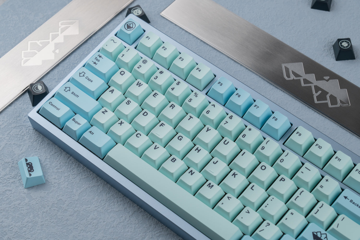 [In-Stock] LUMINKEY80 80% Custom Mechanical Keyboard - Glacier Limited